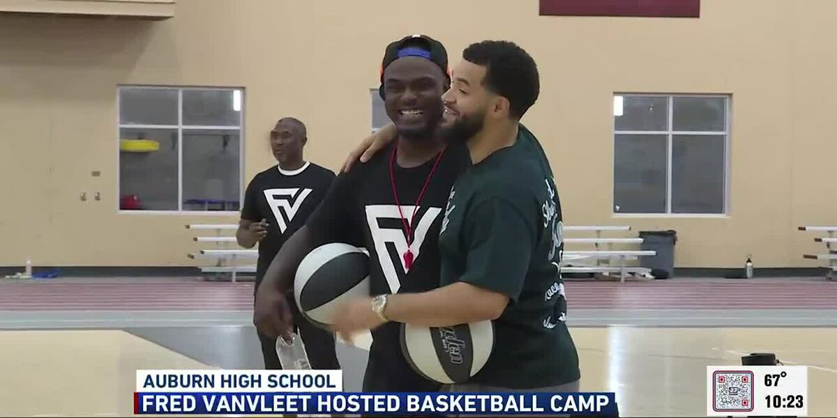 Fred VanVleet hosts 4th annual summer camp at Auburn High School Fred VanVleet hosts 4th annual summer camp at Auburn High School