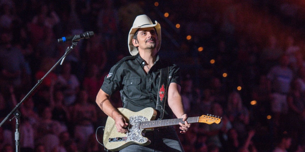 Country singer Brad Paisley set to perform at Illinois State Fair Country singer Brad Paisley set to perform at Illinois State Fair